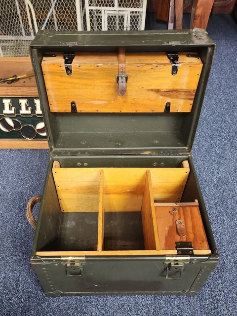 RARE WWII 1944 OFFICER'S MESS KIT / CHEST Herkert & Meisel Trunk Co. US ...