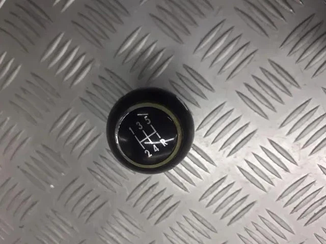 VW PASSAT VARIANT B5 3B6 Shift Fork 1.90 Diesel 74kw 1999 26636688 £27. ...