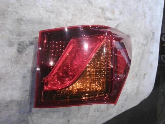 TOYOTA LEXUS GS 2012 DBA-GRL11 Right Tail Light 8155030C80 [Used ...