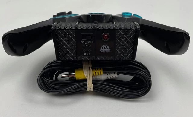 TV PLUG N Play Jakks Pacific The Batman Handheld Video Game Controller ...