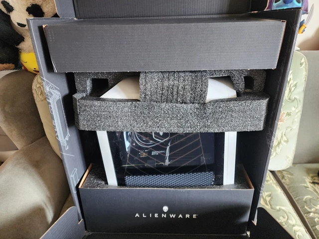 ALIENWARE AURORA R15 i7 13700KF RTX 4090 32GB 2TB Desktop Gaming PC ...