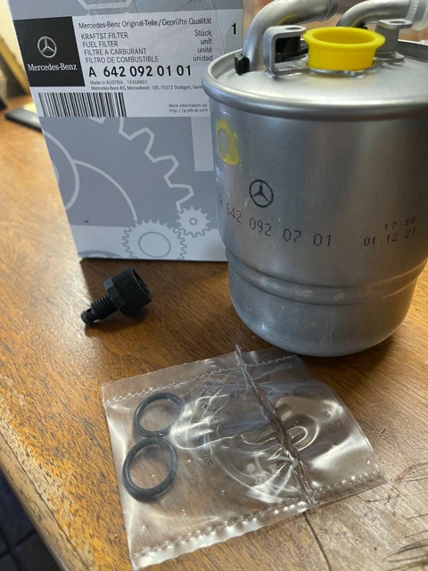 NEW GENUINE MERCEDES-BENZ Sprinter Fuel Filter 2500 3500 Bluetec OM642 ...