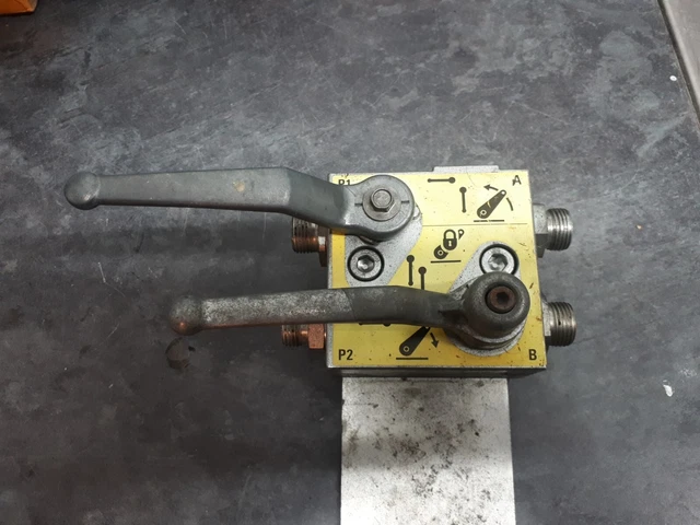 HYDRAULIC ISOLATOR VALVE Twin circuit dual valve single block £45.00 ...