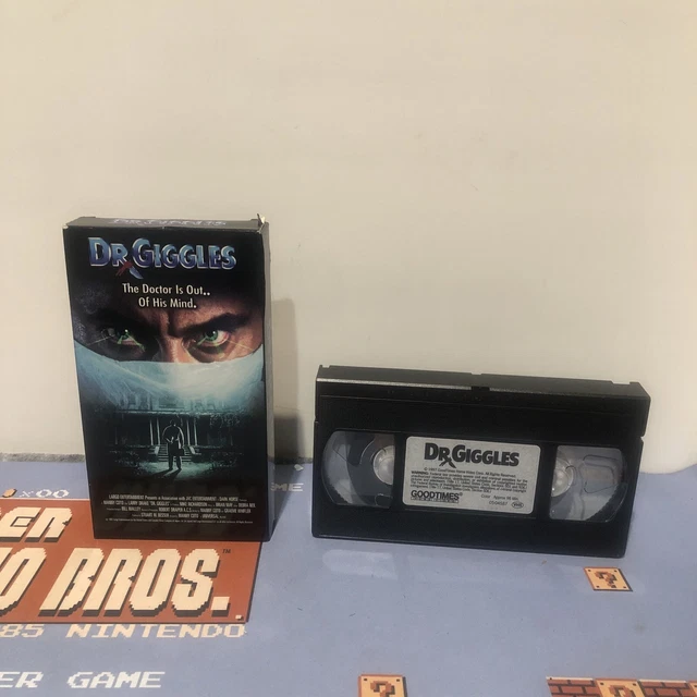 DR. GIGGLES VHS 90's Horror 1992 Cult Classic Slasher Gore Larry Drake ...