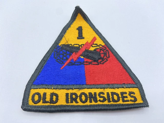 VIETNAM WAR ERA US Army 1st Armored Division OLD IRONSIDES Full Colour ...