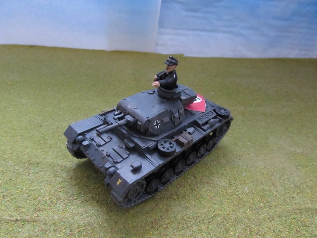 28MM WW2 GERMAN Panzer III Tank & Commander Painted * Bolt Action * £13 ...