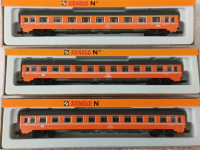 ARNOLD N GAUGE 3780 3781 Rake Of Three FS Eurofirma 1st 2nd Class ...