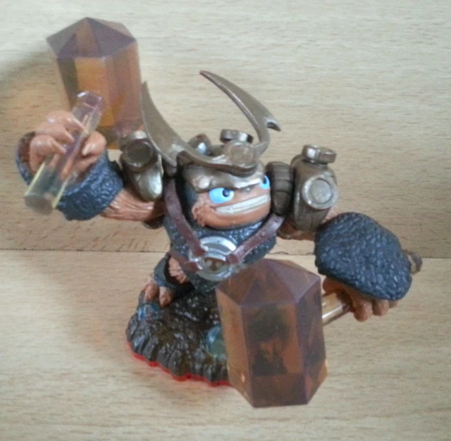 FIGURINE SKYLANDER SKYLANDERS Serie 4 Trap Team Master Wallop Avec ...