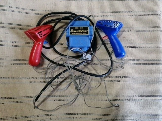 VINTAGE SCALEXTRIC TRANSFORMER Power Pack Sfp 240 With 2 x Controllers ...