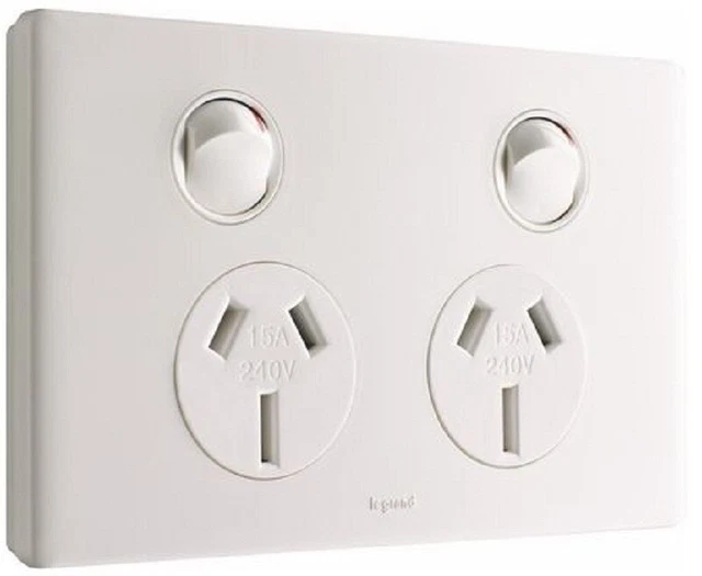 LEGRAND DEDICATED PLATE DOUBLE POWERPOINT 15A 240V 3-Pin Flat ...