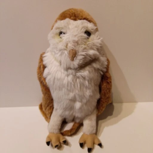 WARNER BROS STUDIO Tour, Making Of Harry Potter Brown Messenger Owl ...