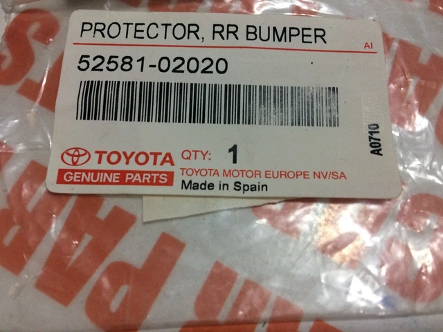 GENUINE TOYOTA C-HR 2018-2021 Rear Bumper Cover Protector 52581-02020 £ ...