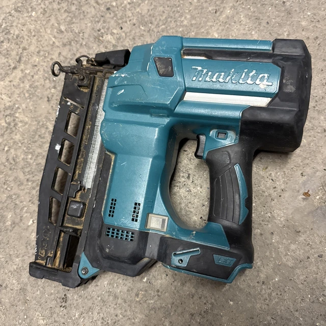 MAKITA 18V CORDLESS 2nd Second Fix Framing Nailer 16g Body Only Nail ...