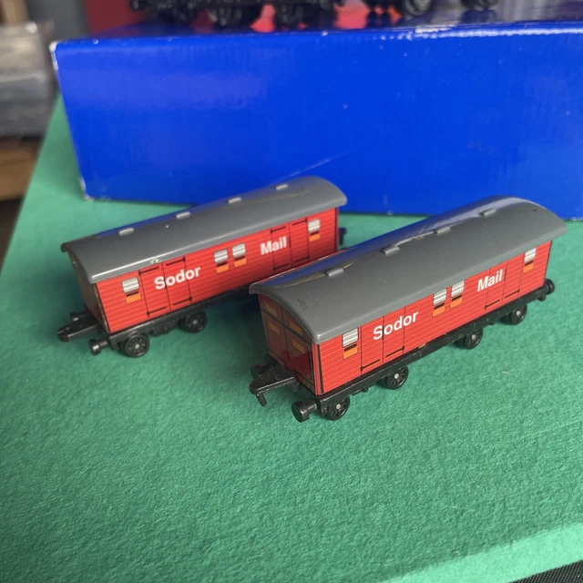 ERTL THOMAS THE Tank Engine And Friends Sodor Mail Cargo Train 1995 X2 ...