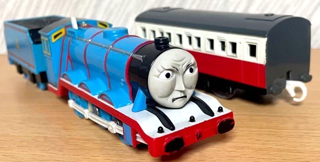 THOMAS & FRIENDS Plarail Trackmaster TOMY Powerful Angry Gordon USATO ...