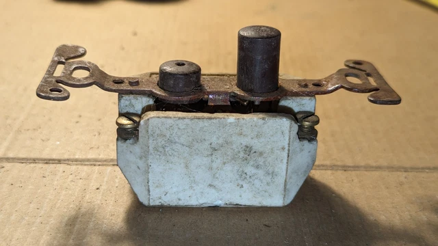 VINTAGE CERAMIC PUSH Button Switch Smith and Stone Canada Diamond Logo ...