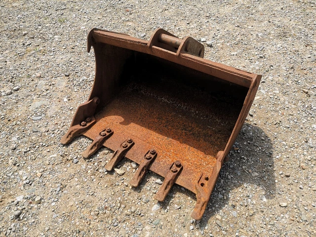 36& WIDE WHITES Digger Bucket 45mm Pins 245mm Centres 146mm Dipper Gap ...