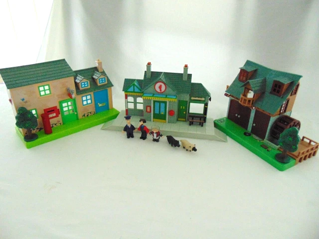 POSTMAN PAT, MRS Goggins & Ted Glen With Snap Trax Buildings £36.67 ...