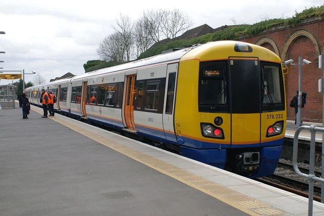LONDON OVERGROUND 378232 Crystal Palace 2011 Rail Photo B £2.70 ...