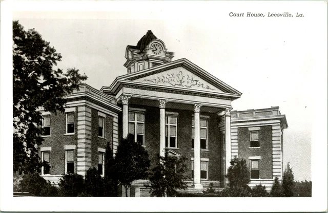 RPPC LEESVILLE LOUISIANA LA Vernon Parish Courthouse UNP Postcard S19 ...