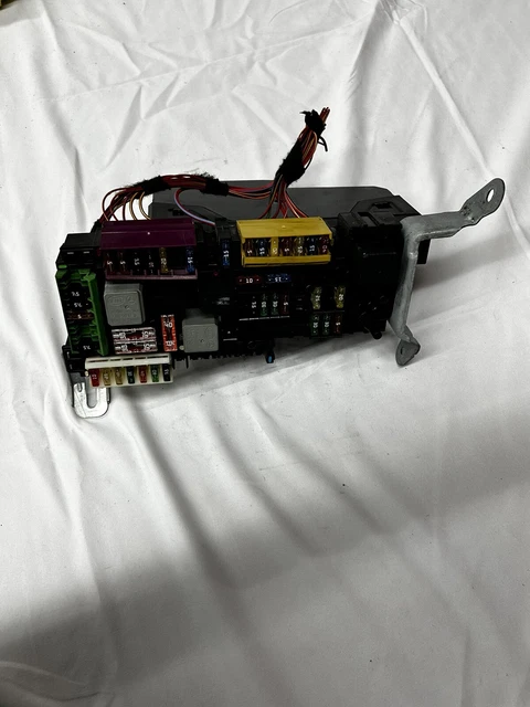 2014 MERCEDES W212 E400 CLS550 Rear SAM Module Relay Fuse Box ...