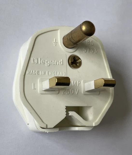LEGRAND BRANDED WHITE 13a Amp 240v Round/flat Pin Plug BS5733 EPOS Non ...