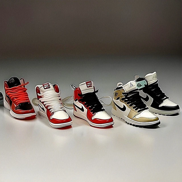 MINI NIKE KEYRING Sneakers 🔥3D Jordan 1 keychain Trainer Sports Shoe ...