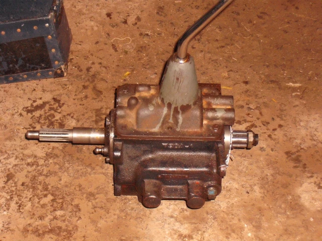WILLYS JEEP GEARBOX T90 £450.00 - PicClick UK