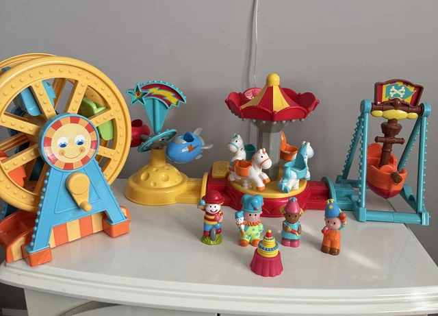 ELC HAPPYLAND FUNFAIR Circus Ferris Wheel + Carousel, Pirate Ship ...