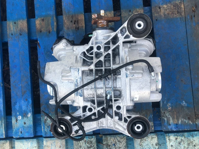 VOLKSWAGEN GOLF R Mk8 Rear Diff Differential 648577112 2020 Onwards £ ...