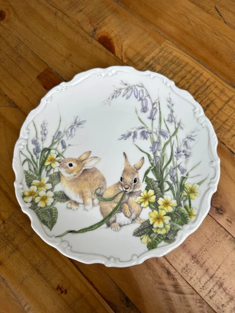 ROYAL ALBERT COUNTRY Walk Collection 1 Spring Capers Collectors Plate £ ...
