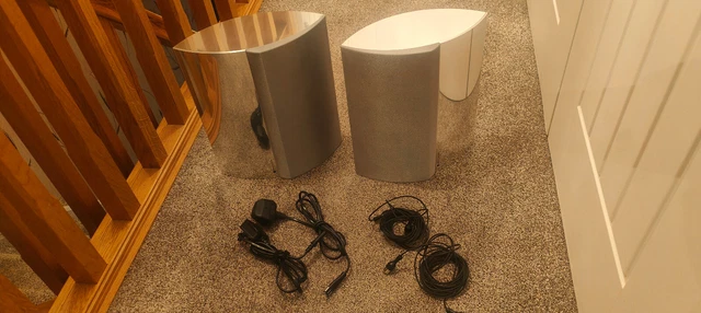 BANG OLUFSEN BEOLAB 4000 Mk2 Active Speakers + B&O Stands - Excellent ...