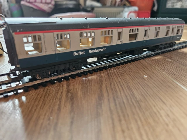 OO LIMA 305321 British Rail Mk 1 restaurant buffet coach in BR blue ...