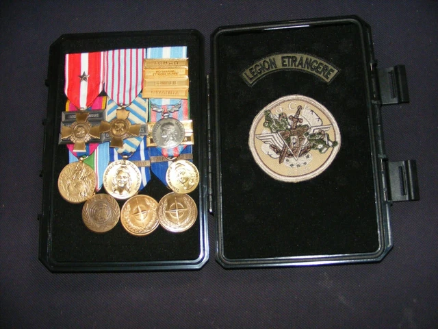 LOT LEGION ETRANGERE 2eme REP placard medailles opex coffret patchs ...