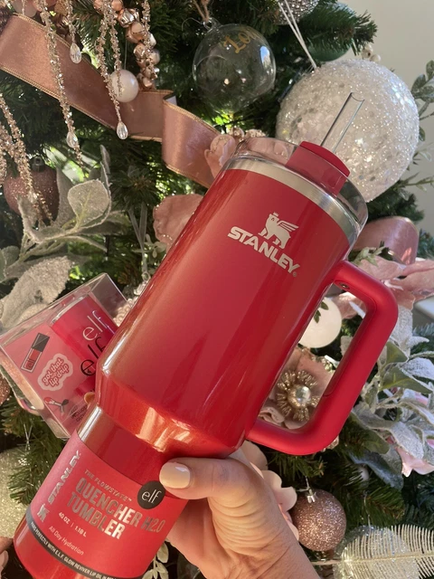 STANLEY X ELF Collab 40oz Tumbler Quencher With Lip Oil Holder Red ...