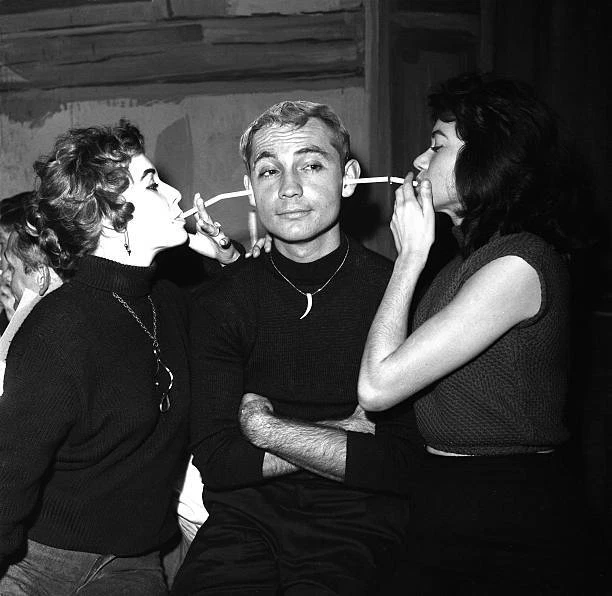 ACTRESS LEE TORRANCE And And Actor Don Paris At Pandoras Coffee 1958 ...