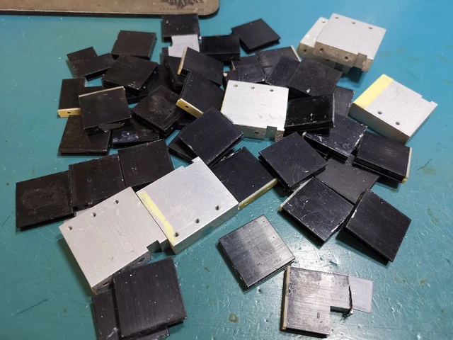 PCB MOUNT TRANSISTOR Heat Sink For Heat Transfer To Chassis £19.90 ...