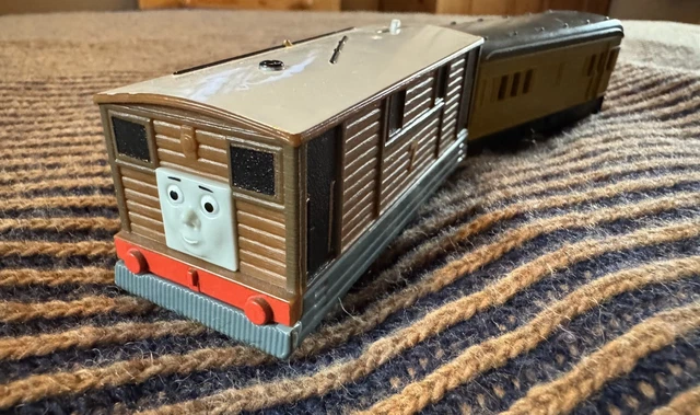 TOBY THE TRAM engine- Tomy Trackmaster - fully working - Thomas and ...