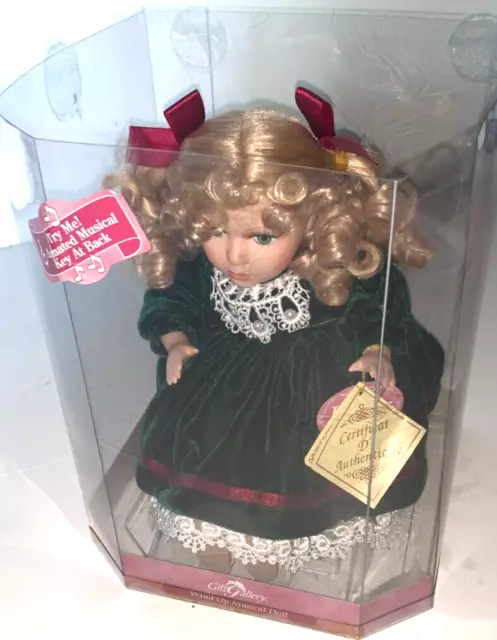 Collectors Choice Kathyand ~ Musical Porcelain Doll 9 Inches Green Dress 2505 Picclick Au
