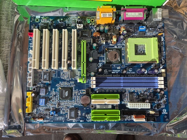 GIGABYTE GA-7VAXP SOCKET A Motherboard £11.85 - PicClick UK