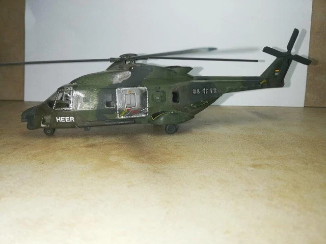 ROCO MILITÄRHUBSCHRAUBER NH-90, Tactical-Transporter TTH,Versand ab 12. ...