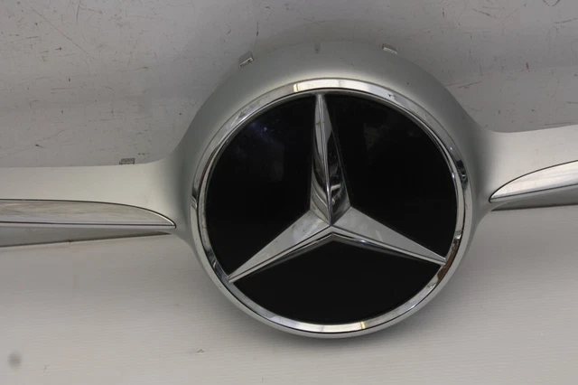 MERCEDES C CLASS W205 Front Bumper Grill Upper Section A2058881100 ...