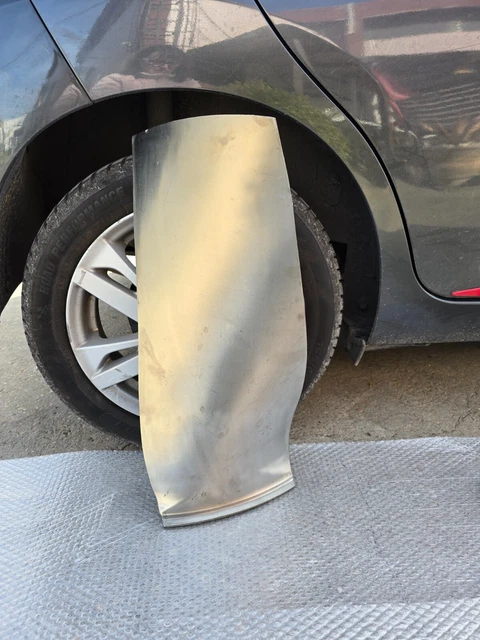 SCRAP TITANIUM Jet Engine Fan Blade Airbus A320 IAE V2500 for ...