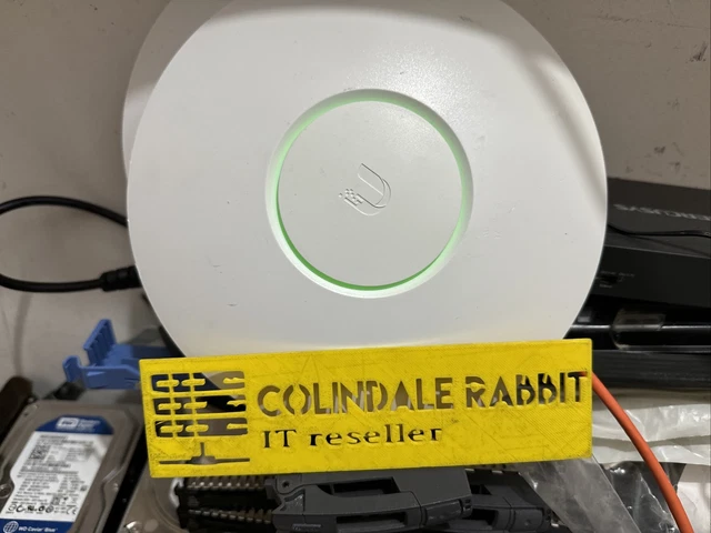 UBIQUITI UAP V2 2.4GHz 802.11 b/g/n WiFi Access Point bracket included ...