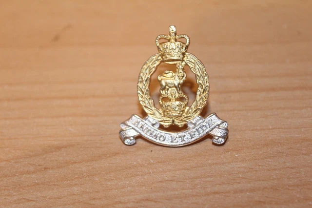 BRITISH ARMY ADJUTANT General's Corps Badge - Animo Et Fide £5.00 ...