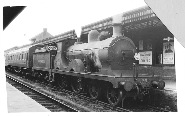 SOUTHERN RAILWAY - D1 Class - 4-4-0 - 1731 Basinstoke - Vintage Image ...