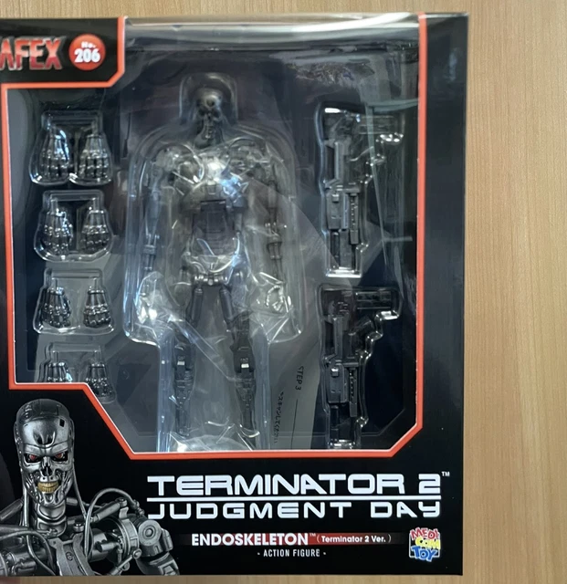 MAFEX NO.206 ENDOSQUELETTE (T2 Version 16cm Action Jouet Figurine Neuf Boîte EUR 165,79 ...
