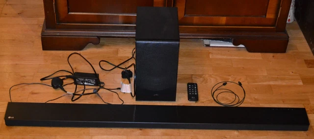 LG SJ8 WIRLESS Soundbar and SP J8B-W Wireless Subwoofer with cables ...