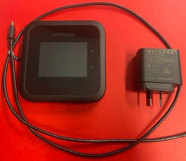 TELSTRA NETGEAR NIGHTHAWK M6 PRO 5G Router Model MR6500 $550.00 ...