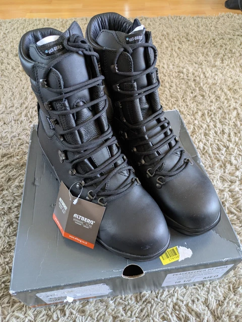 BRAND NEW UNWORN Altberg peacekeeper p3 Aqua Size 10.5 M Brand New £120 ...